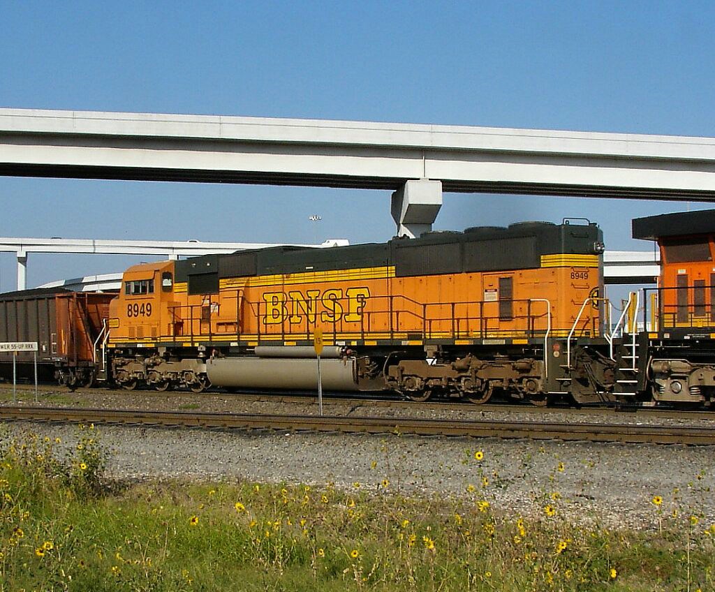 BNSF 8949